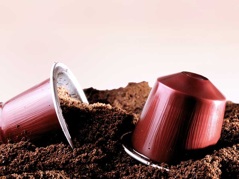 Von der Kaffee­bohne bis in die Kaffee­kapsel­maschine und ins Büro